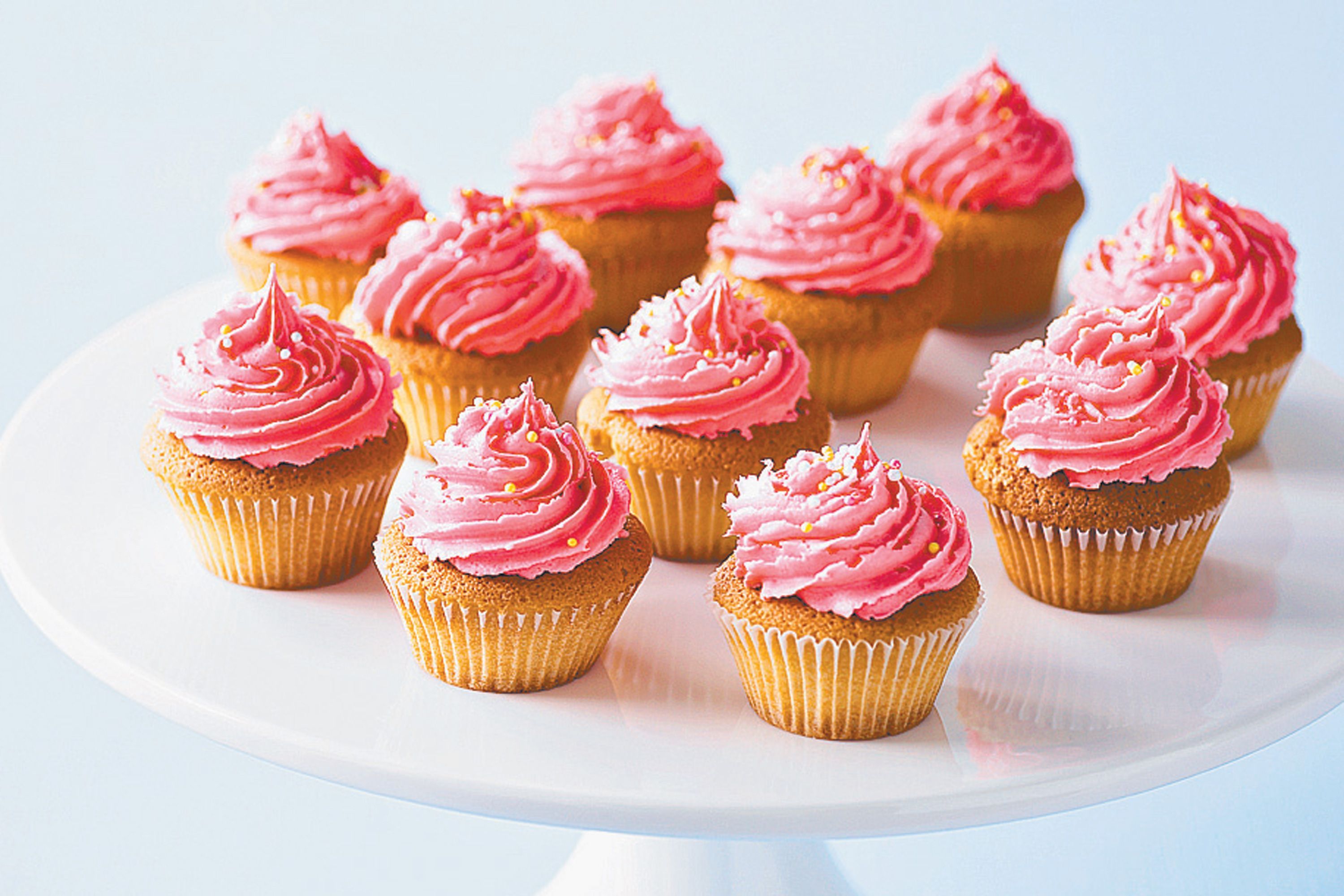 How to Price Cupcakes: A 2025 Guide for Bakers